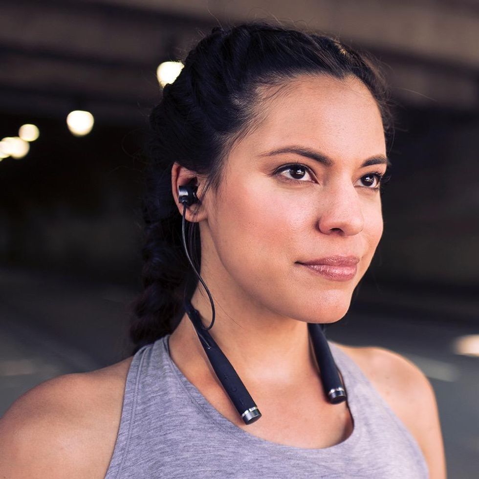 Review: Vi, an AI fitness trainer who charms you into shape - Gearbrain