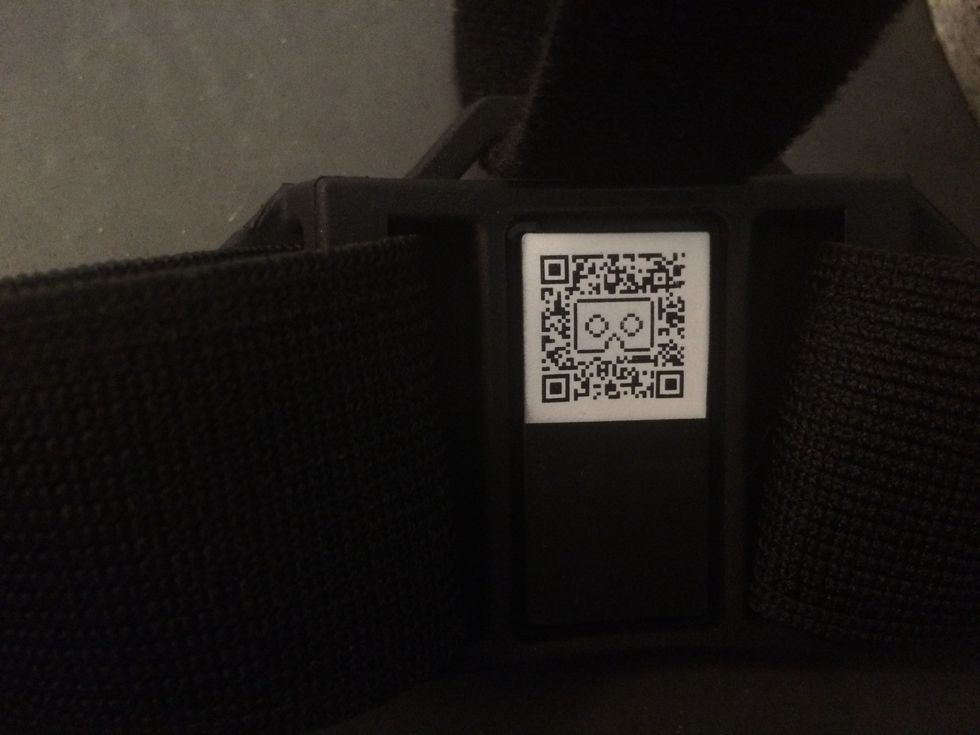 Review: Merge VR goggles are big, colorful and best for kids - Gearbrain