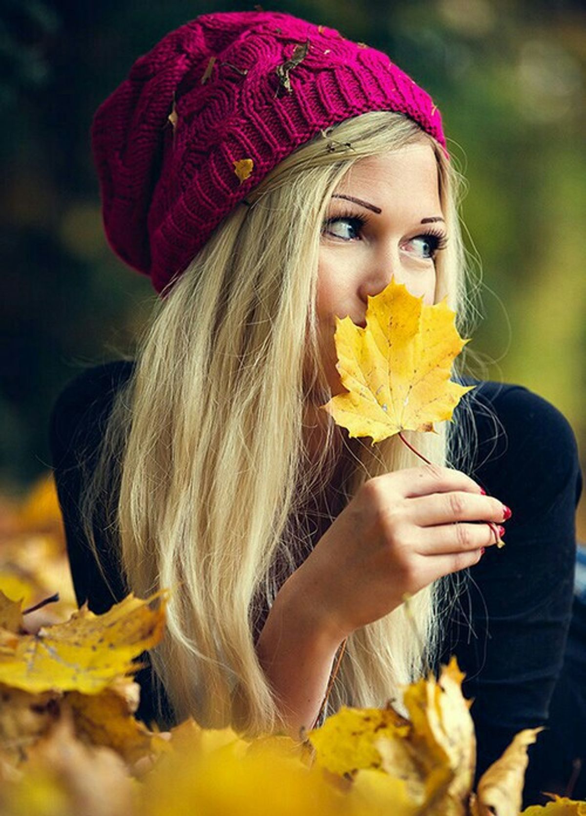 9 Steps on How to “Fall” Like a Basic White Girl