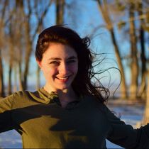 Carly Scott on Odyssey