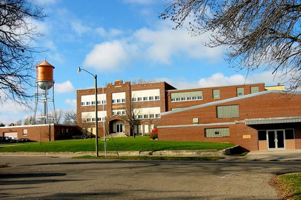 28 Things You Know To Be True If You Went To A Small High School