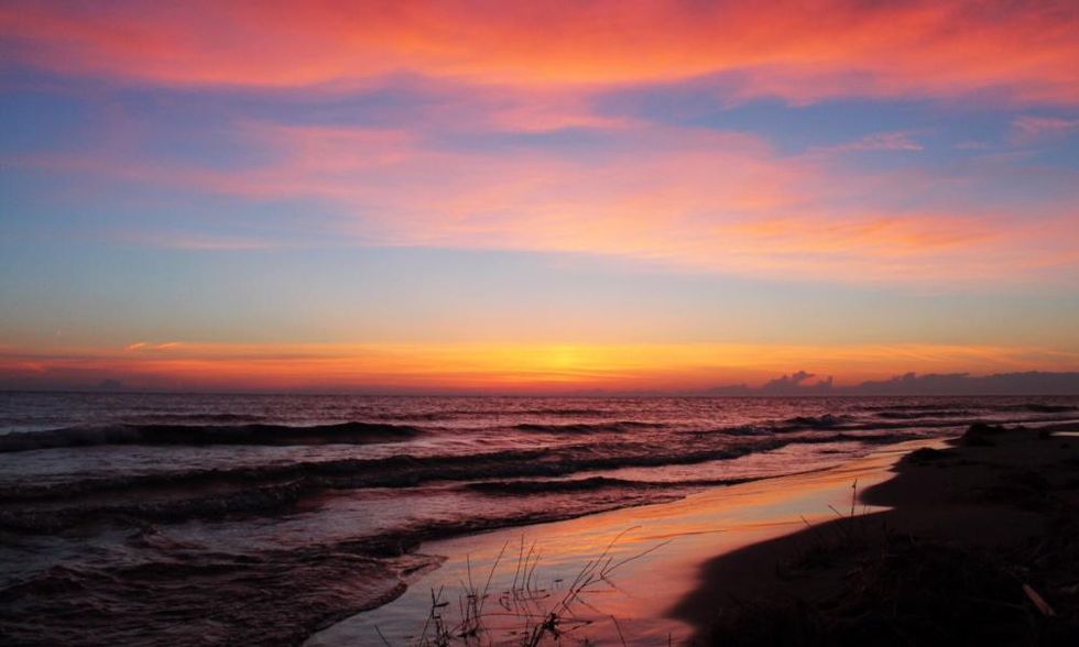 10 Michigan Lakes You Need To Visit This Summer