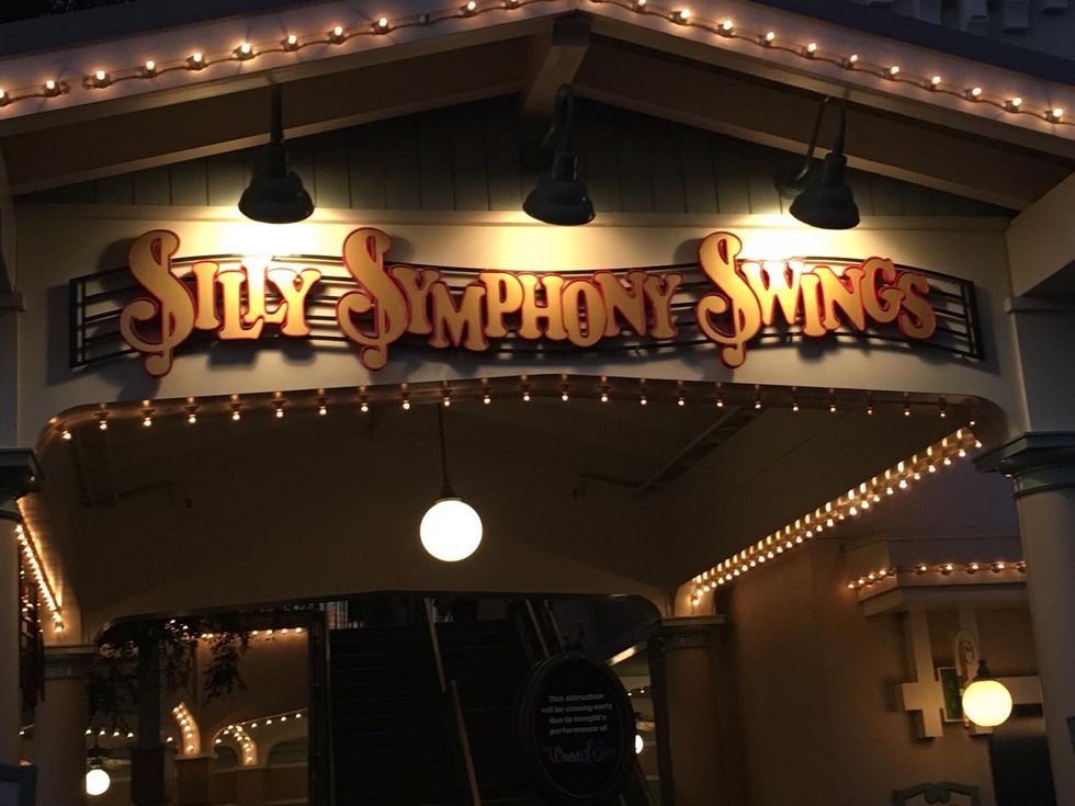 10 Disneyland Rides For Every Person In Your Friend Group