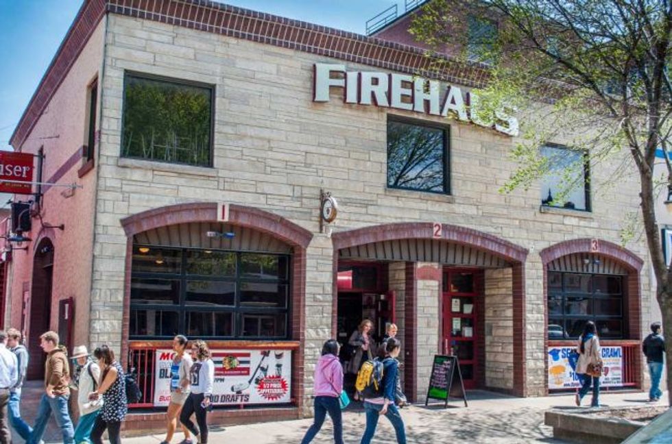 The 9 Bars That Make UIUC One Of The Best Party Schools In The Nation