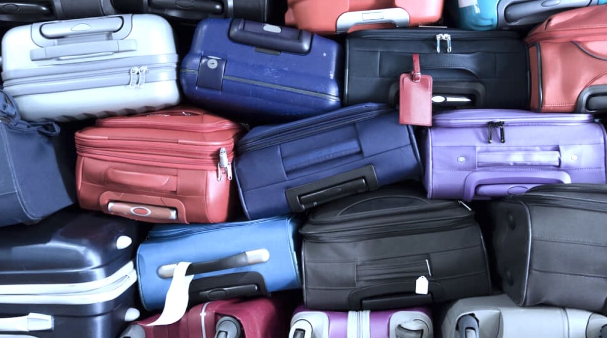 10 Pieces Of Emotional Baggage To Unpack BEFORE College