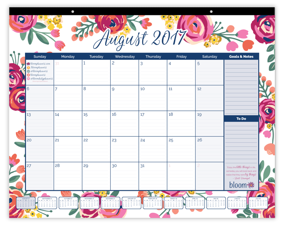 17 Dorm Room Essentials This College Freshman Is Packing