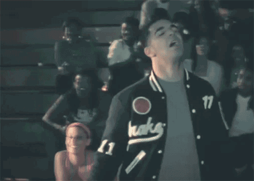 12 Drake Gifs That Represent Typical College Situations