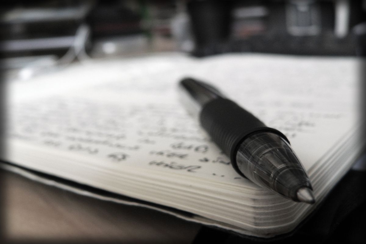 17 Signs You re NOT YOUR A Grammar Nazi 17-signs-you-re-not-your-a-grammar-nazi