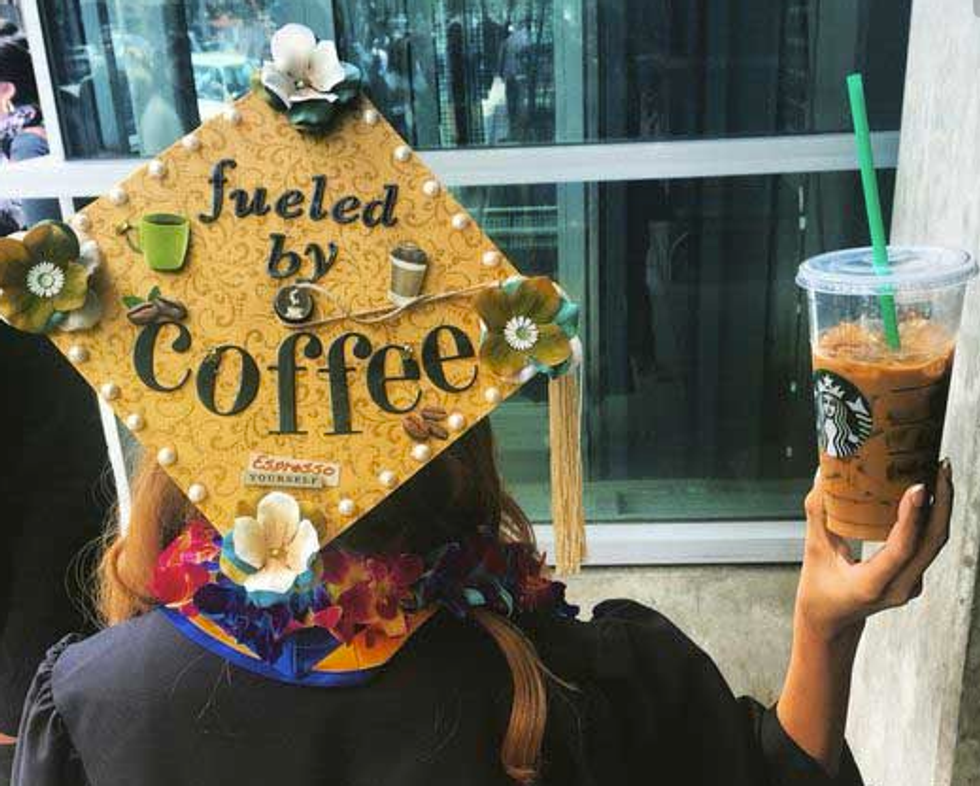 38 Of The Best Decorated Graduation Caps That Are Causing Serious ...