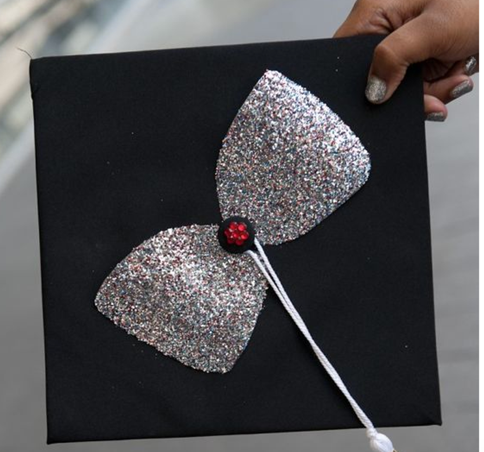 38 Of The Best Decorated Graduation Caps That Are Causing Serious ...