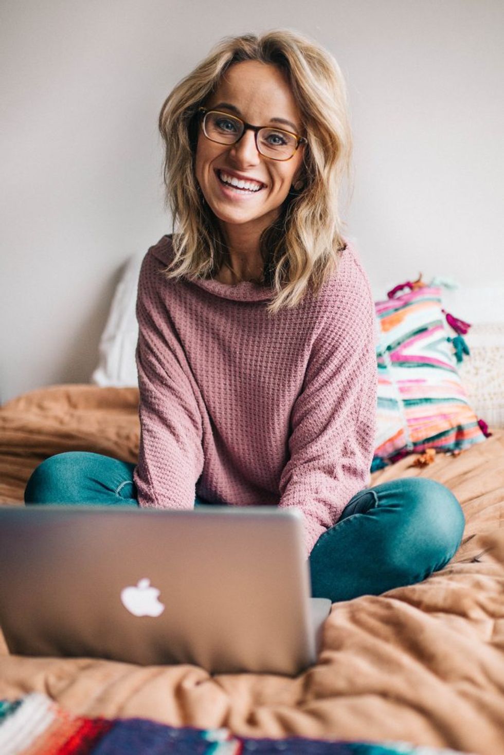 College Girls, You Need These 5 Bloggers In Your Life
