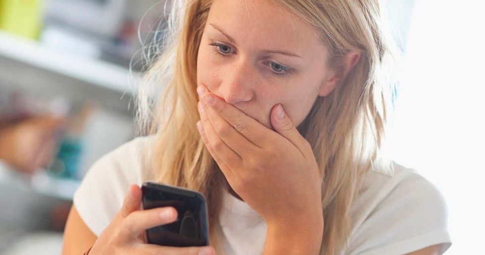 22 Things Girls Secretly Do For Each Other