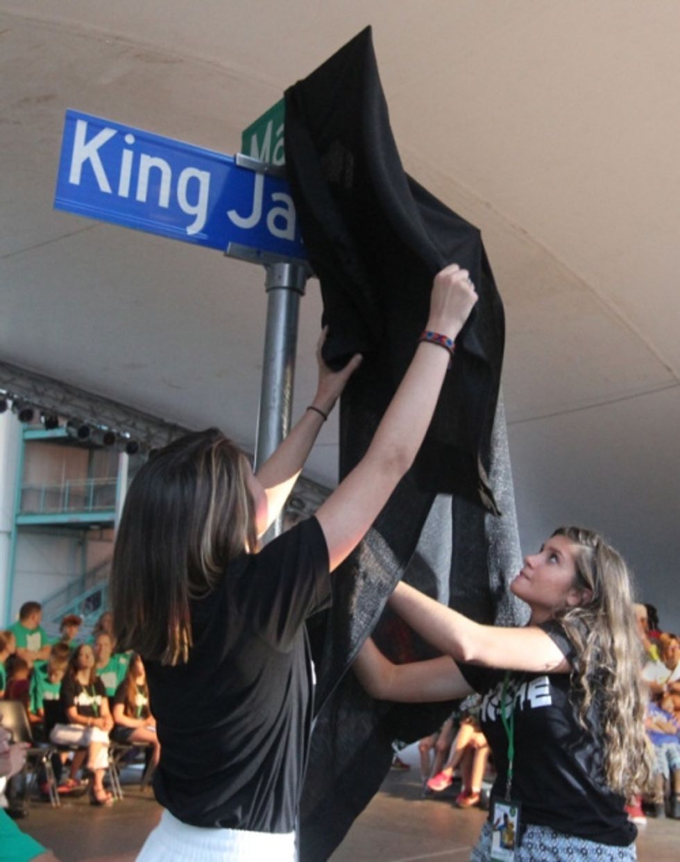 12 Signs That You're 'Just a Kid from Akron'