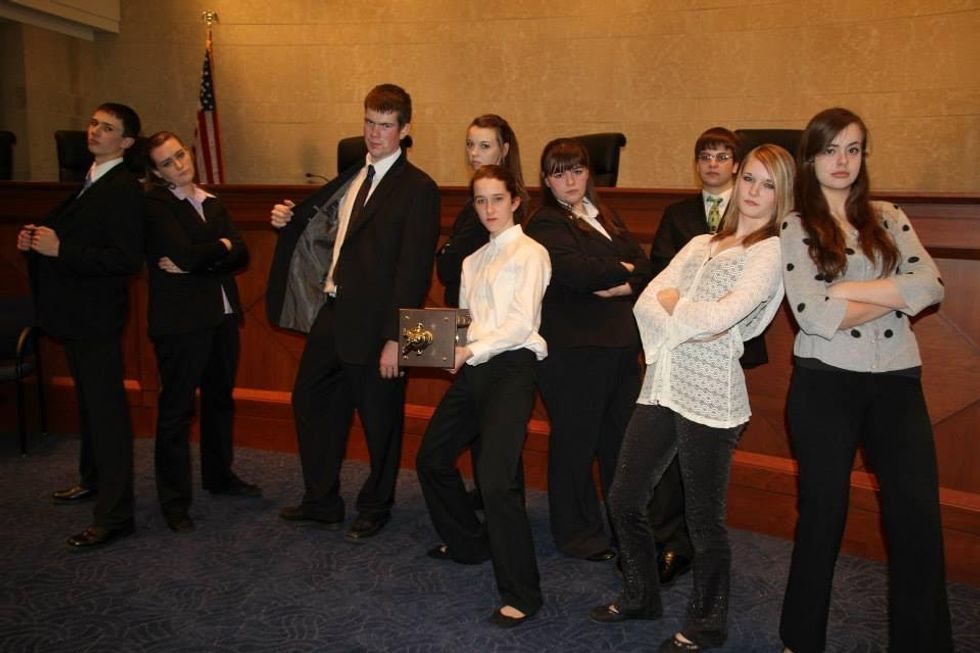 24 Situations You Can Relate To If You Were In Mock Trial