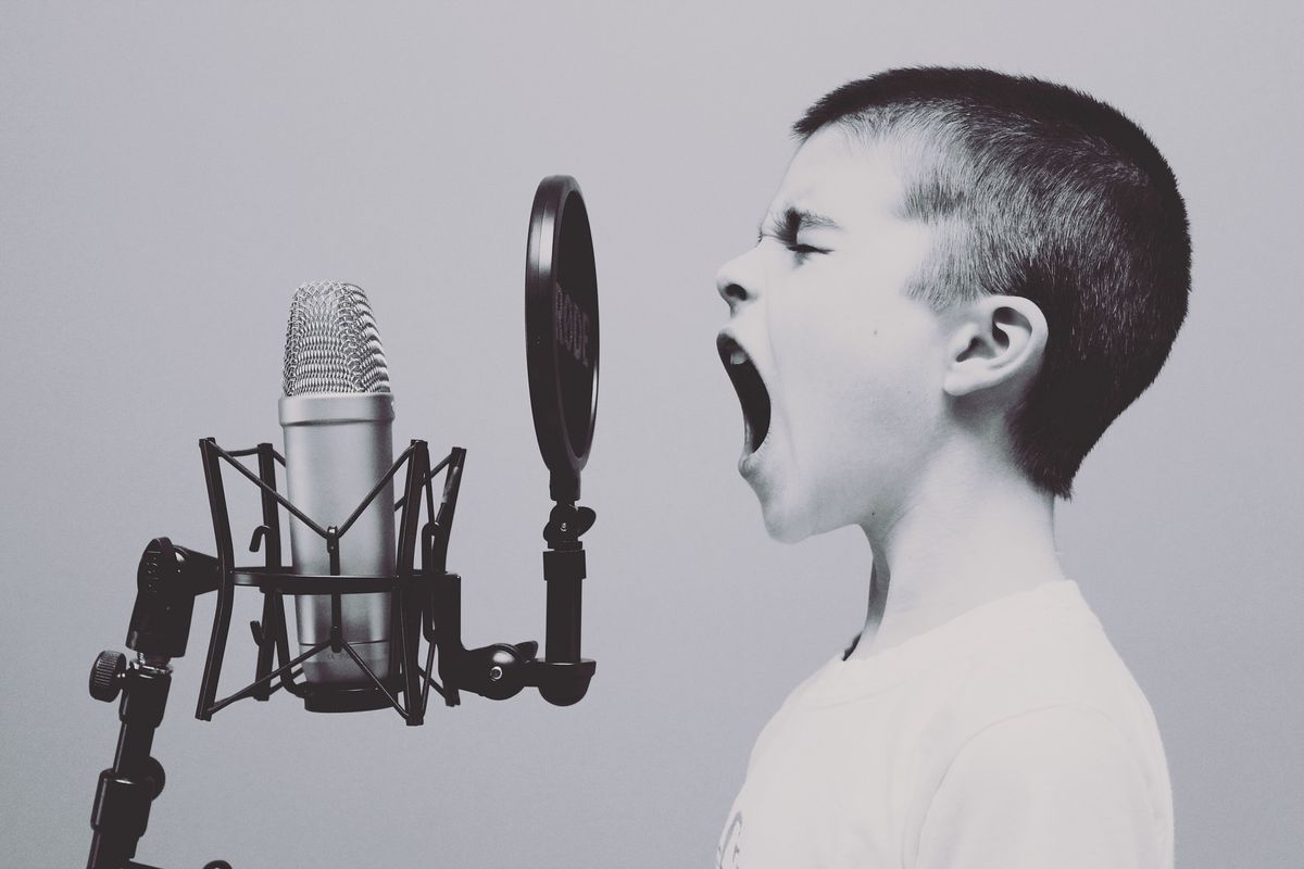 11 Compliments To The People Who Proudly Sing Badly