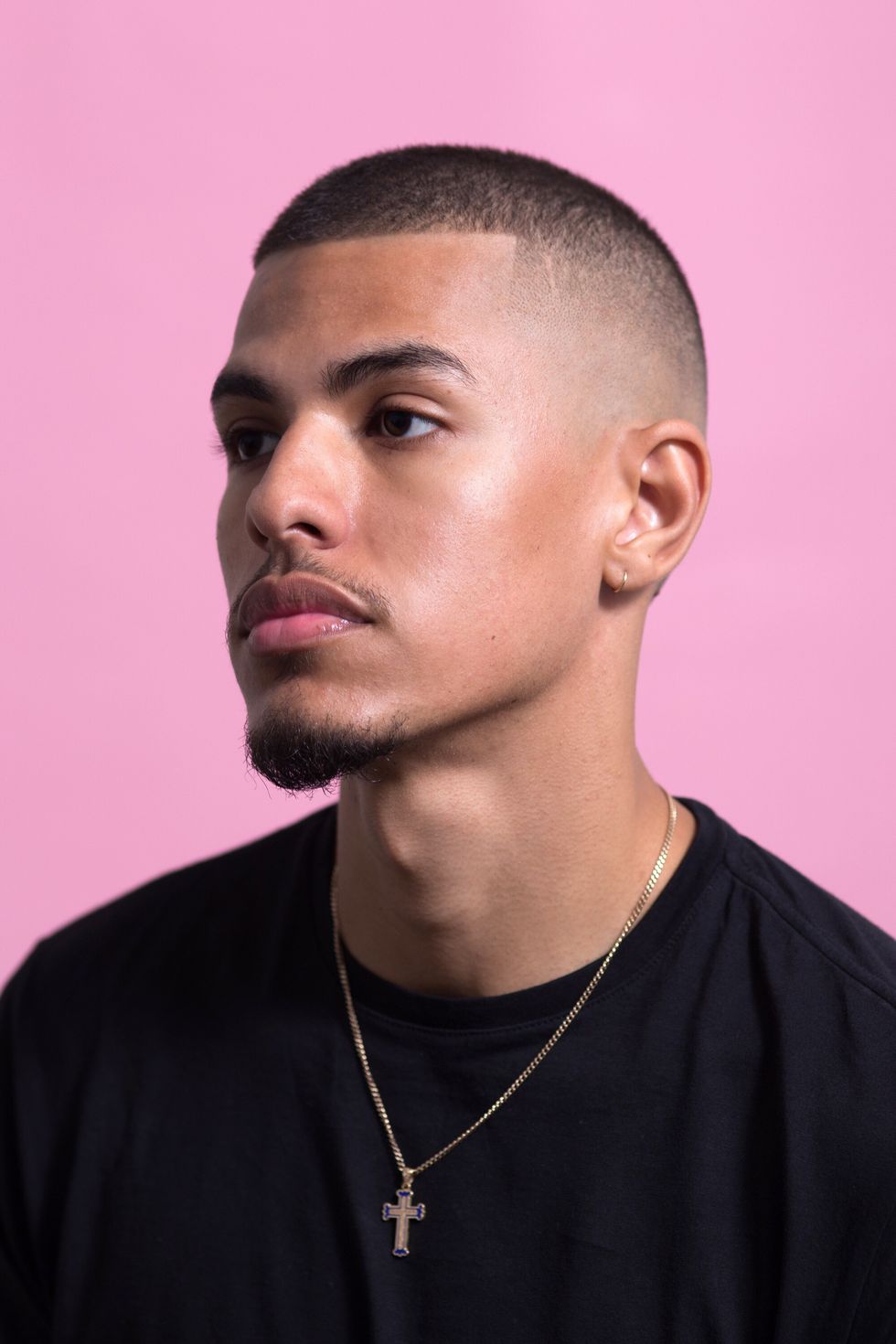 Beautiful People: Delfin Finley's Paintings Make the World More Real ...