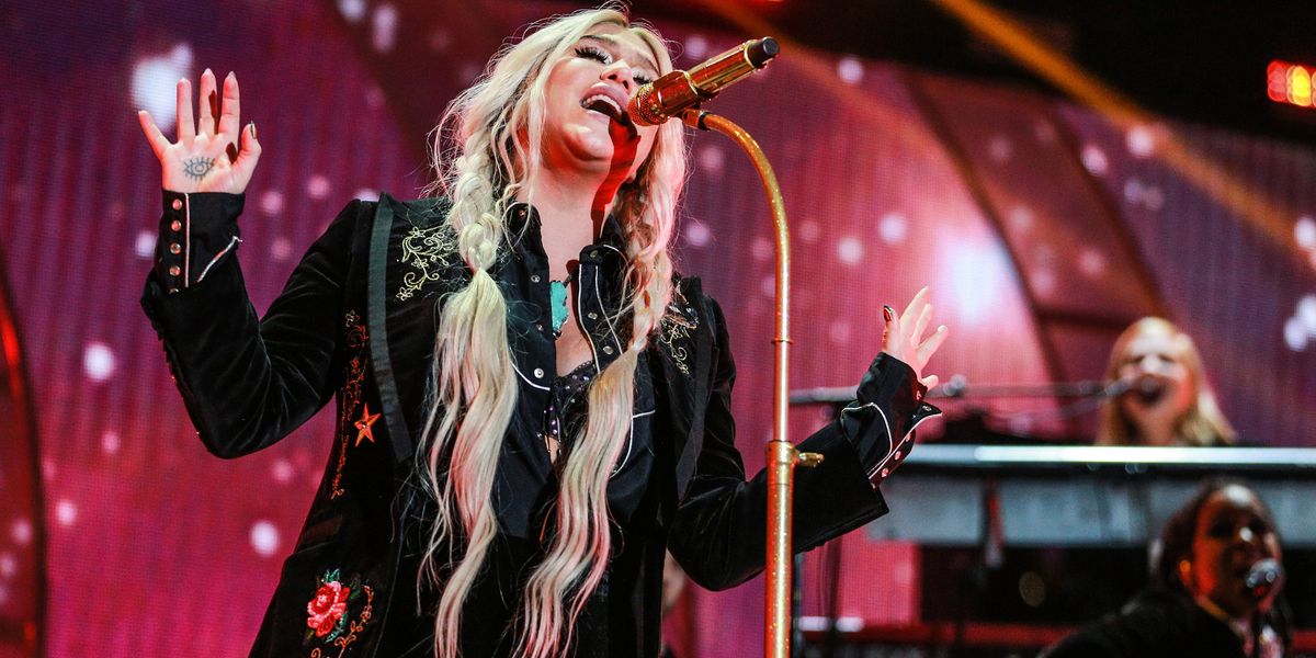 New Kesha Loves the Old Ke$ha - PAPER Magazine
