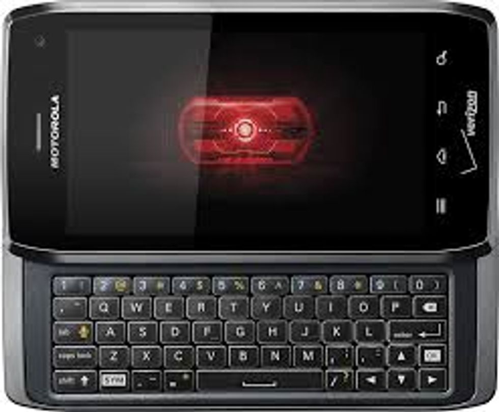 14 Of Your Favorite Cell Phones From The Early 2000s