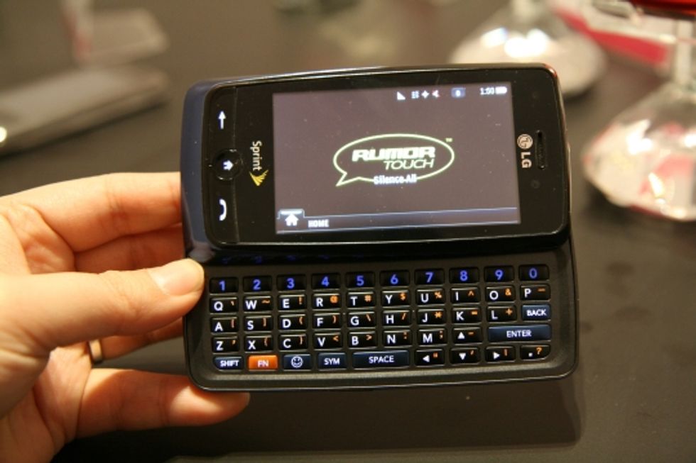 14 Of Your Favorite Cell Phones From The Early 2000s