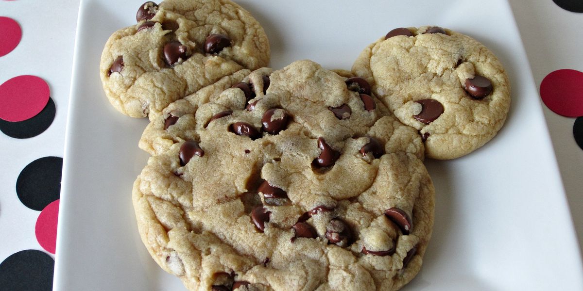 Mickey Mouse Chocolate Chip Cookies - My Recipe Magic