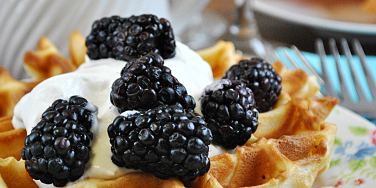 Easy and Fluffy Belgian Waffles - My Recipe Magic
