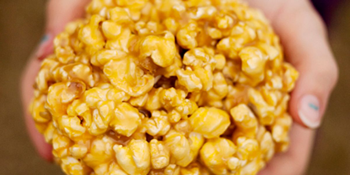 Gooey Vanilla Caramel Corn - My Recipe Magic