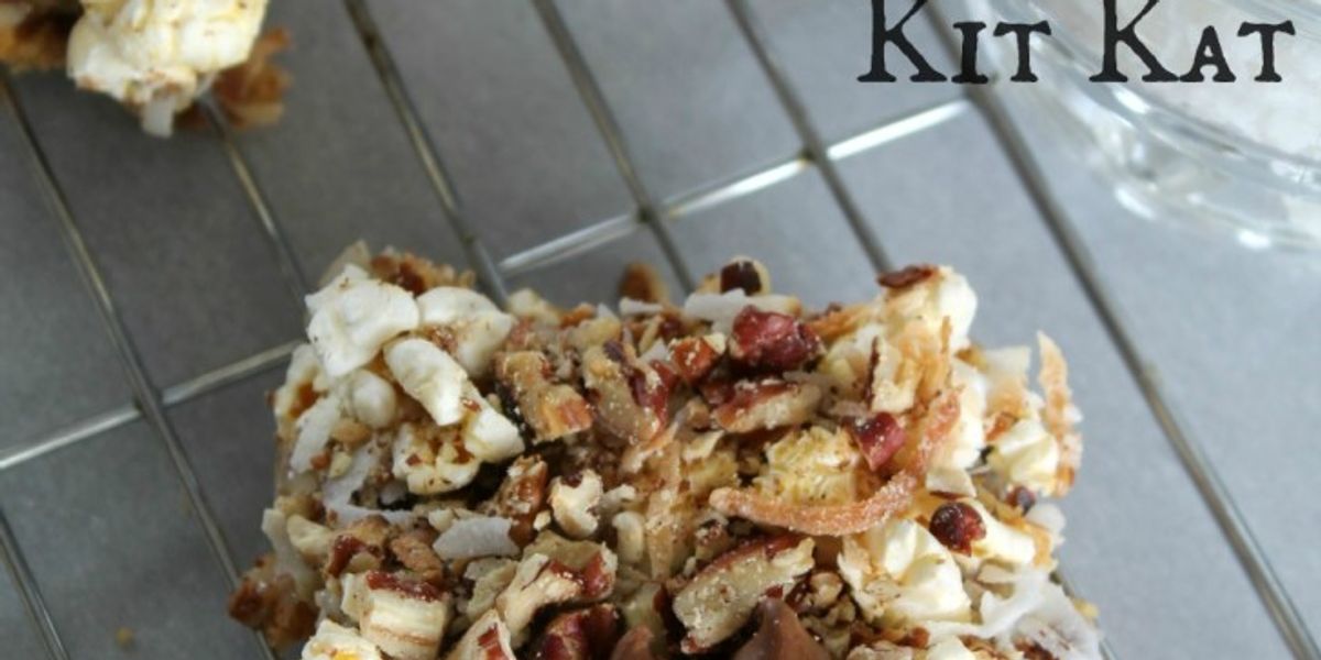 7 Layer Bars with Popcorn and Kit Kat - My Recipe Magic