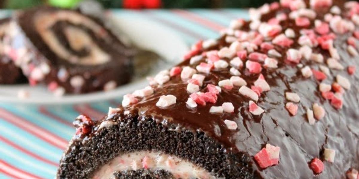 Dark Chocolate Peppermint Cake Roll - My Recipe Magic