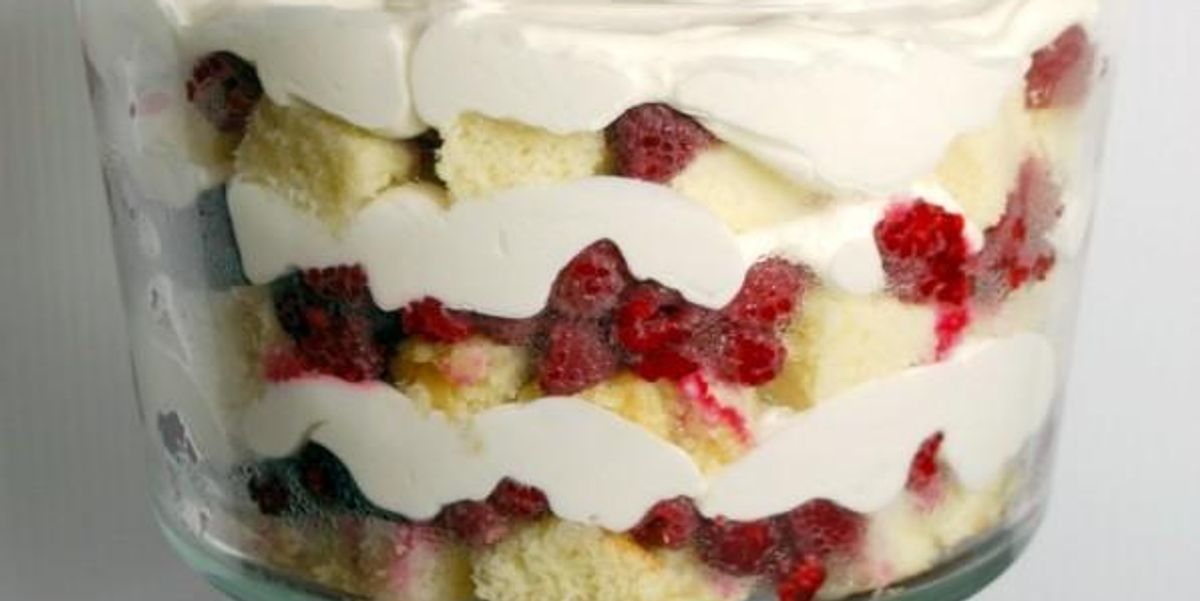 Raspberry Cheesecake Trifle - My Recipe Magic