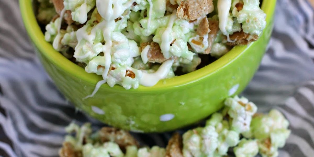 Key Lime Pie Popcorn - My Recipe Magic
