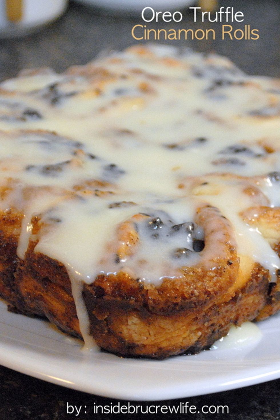 Oreo Truffle Cinnamon Rolls - My Recipe Magic