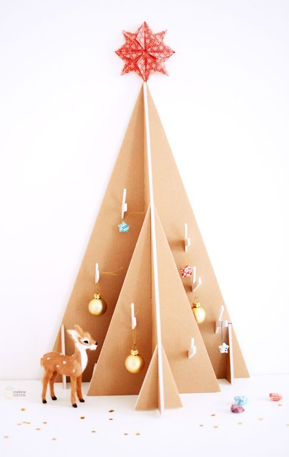 Deck Your Halls With One Of These 18 DIY Christmas Tree Ideas ...