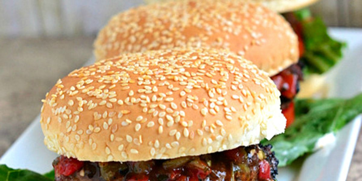 Juicy Salsa Burgers - My Recipe Magic