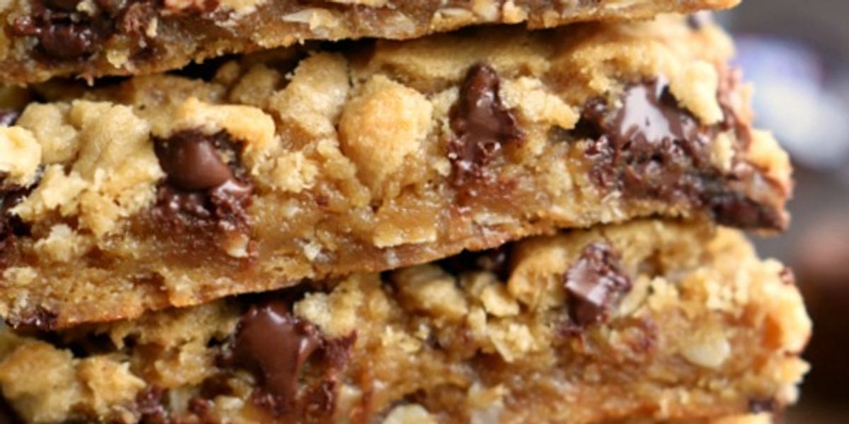 Peanut Butter Snickers Cookie Bars - My Recipe Magic