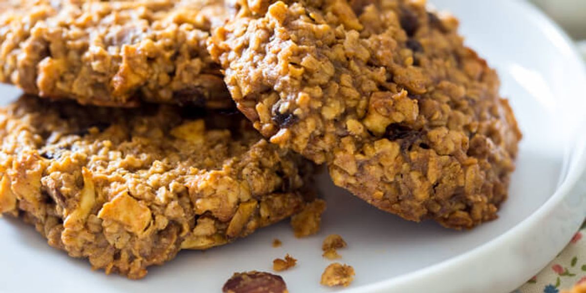 Apple Raisin Oatmeal Breakfast Cookies - My Recipe Magic