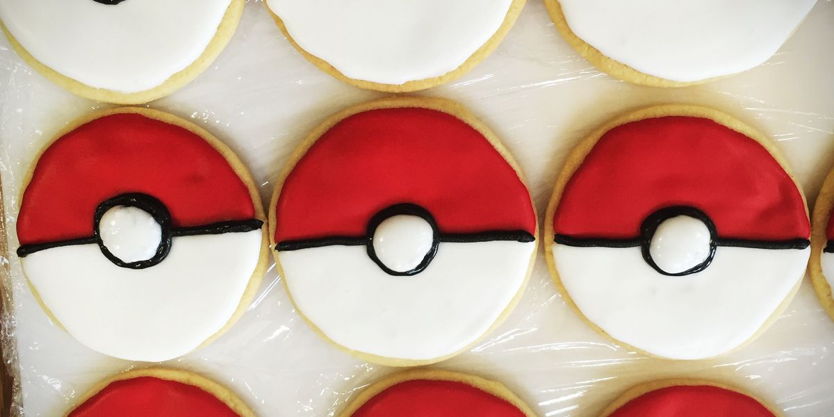 Pokemon Poke Ball Biscuits - My Recipe Magic