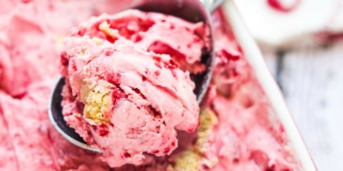 Raspberry Cheesecake Ice Cream - My Recipe Magic