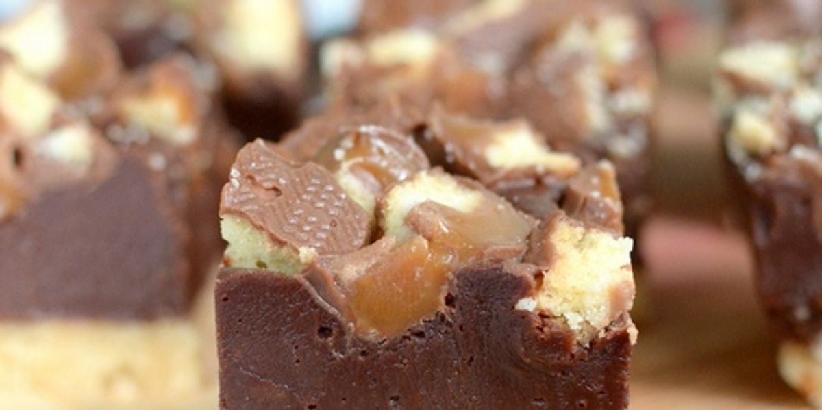 Twix Fudge - My Recipe Magic
