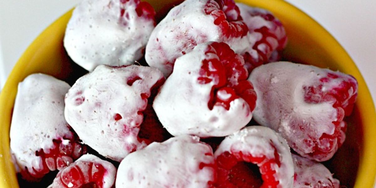 Frozen Greek Yogurt Raspberries - My Recipe Magic