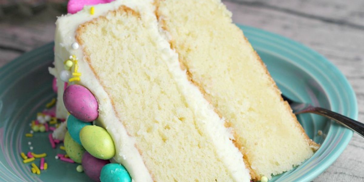 Super-Moist Vanilla Cake with Vanilla Buttercream Frosting - My Recipe ...