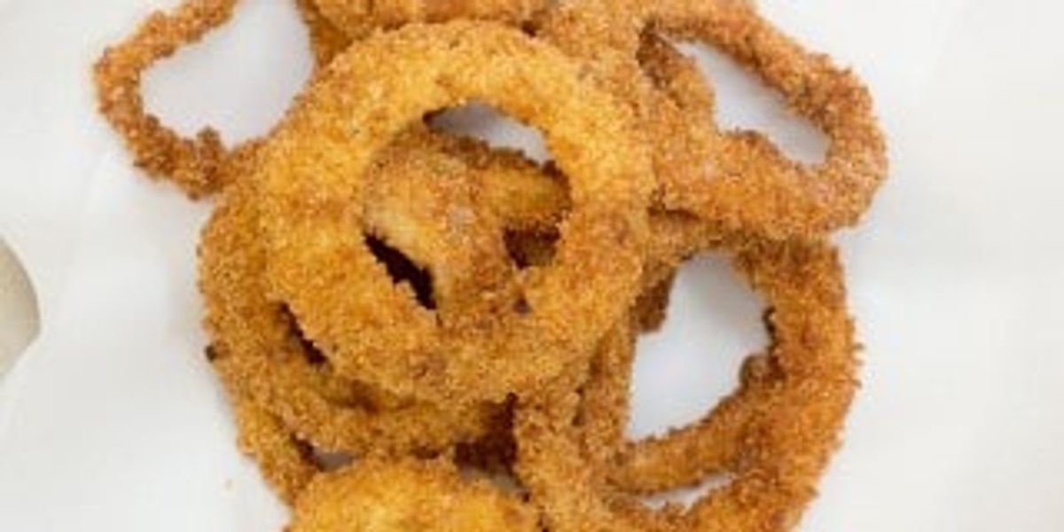 PANKO FRIED ONION RINGS - My Recipe Magic