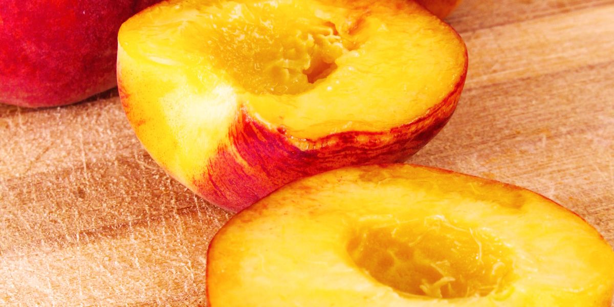 How to pit peaches easily - My Recipe Magic
