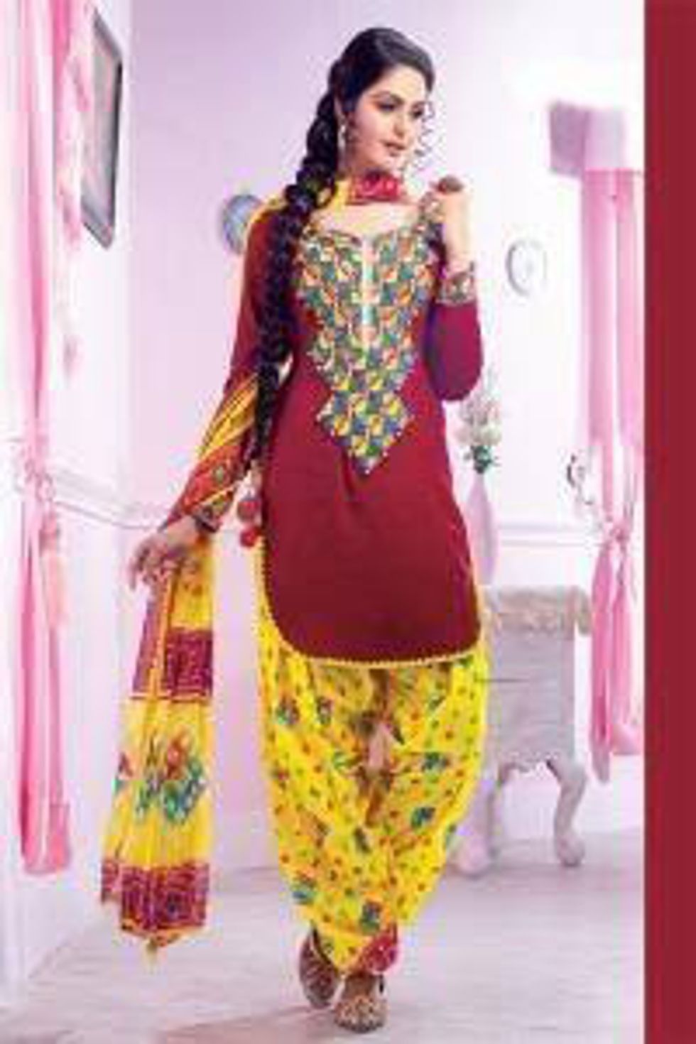 7 Gorgeous Cultural Dresses Of South Asia