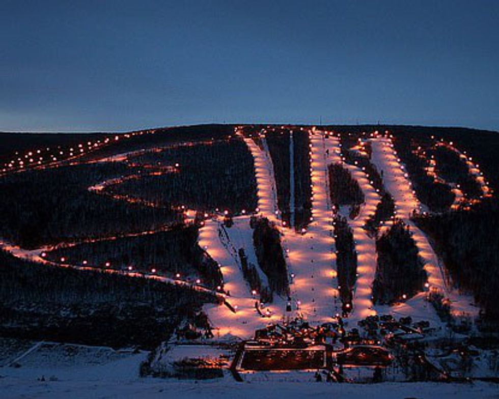 15 Things You Have To Do In The 585