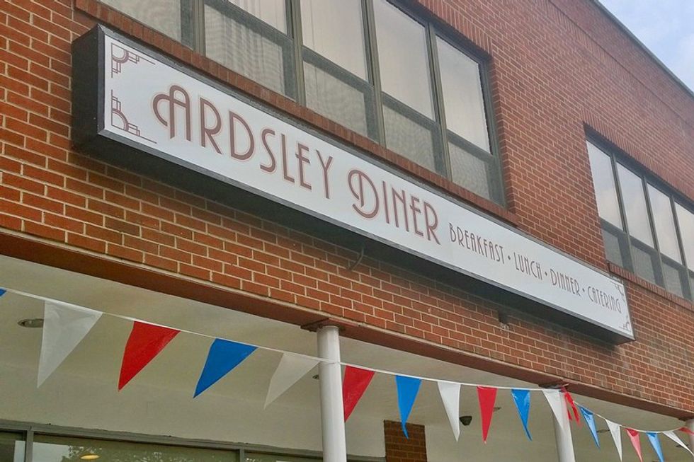 38 Signs You Grew Up In Ardsley, New York