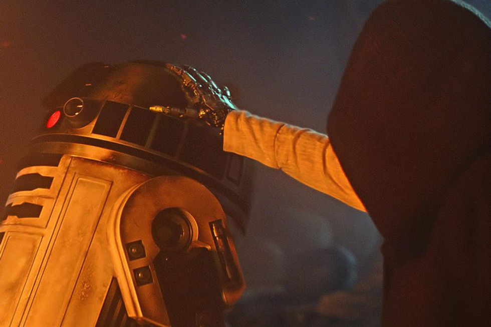 12 Armed And Dangerous Characters