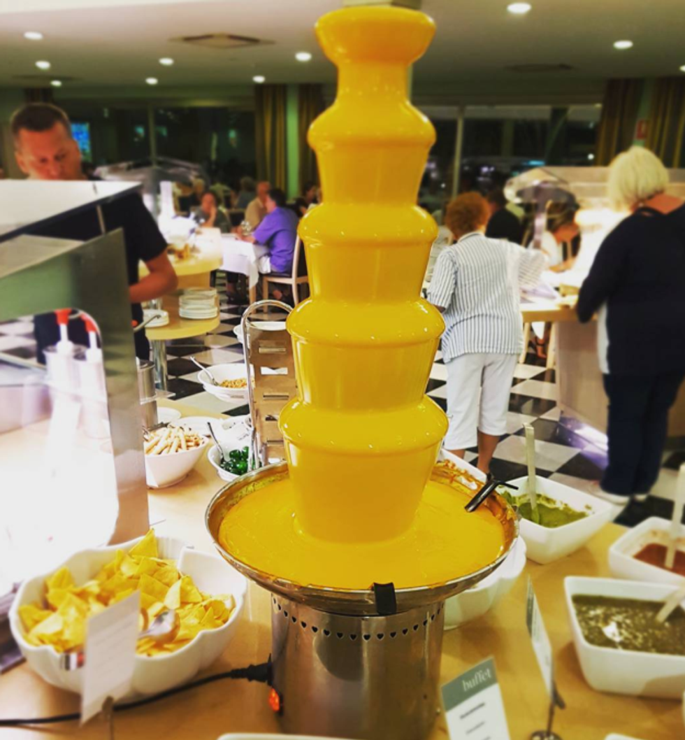 How To Have The Cheesiest Valentine's Day Ever