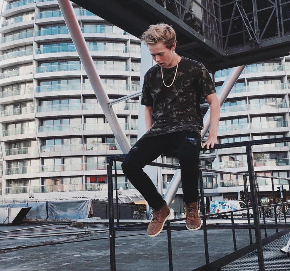 The 20 Must-Watch YouTubers We Need In 2017