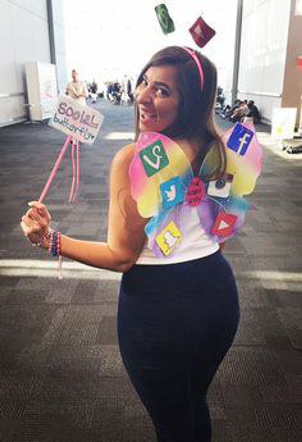 15 Of The Punniest Halloween Costumes