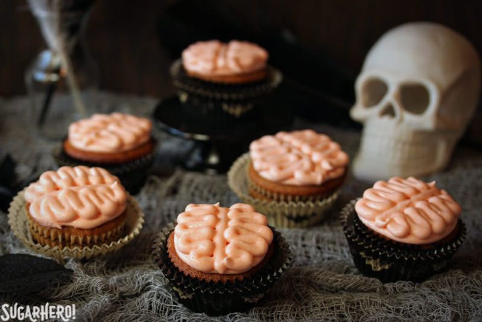 5 Incredibly Simple DIY Snacks For This Halloween